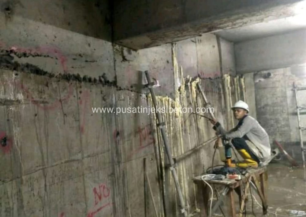 Injeksi PU pada basement gedung bagian dingding STP, GWT, / WTP ...