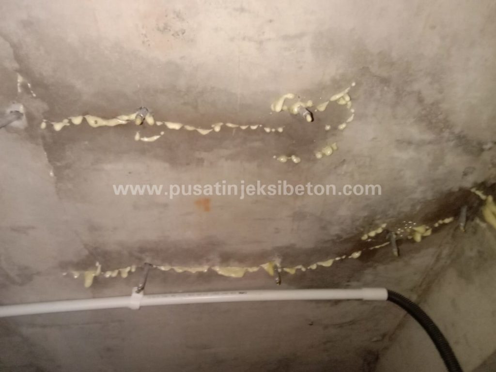 Cara mengatasi kebocoran pada dak atap Injeksi PU - pusatinjeksibeton.com