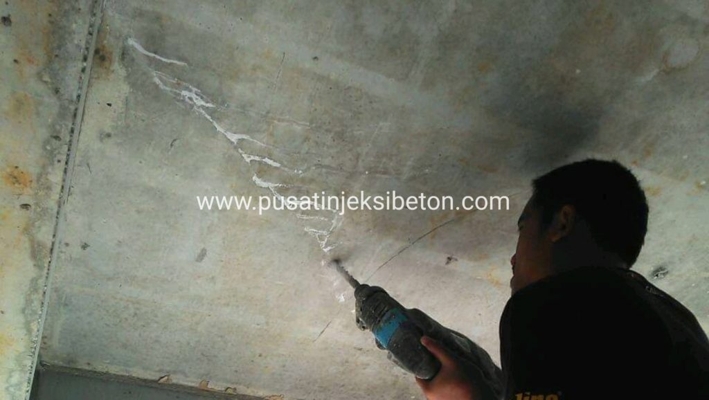 Jasa Perbaikan Atap Bocor CV. Trisakun Mitra Jaya